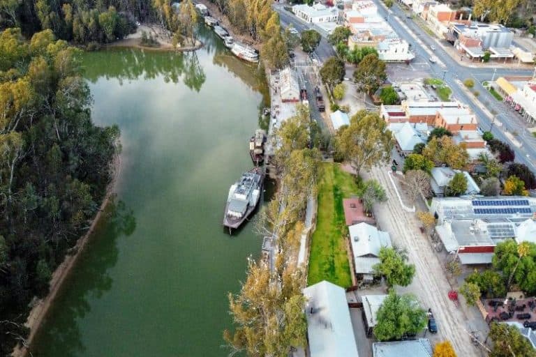 9 spectacular summer holiday destinations in Victoria - Explore Victoria